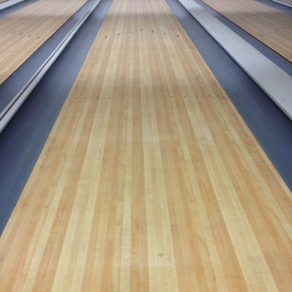 Solid wood high-end bowling lane