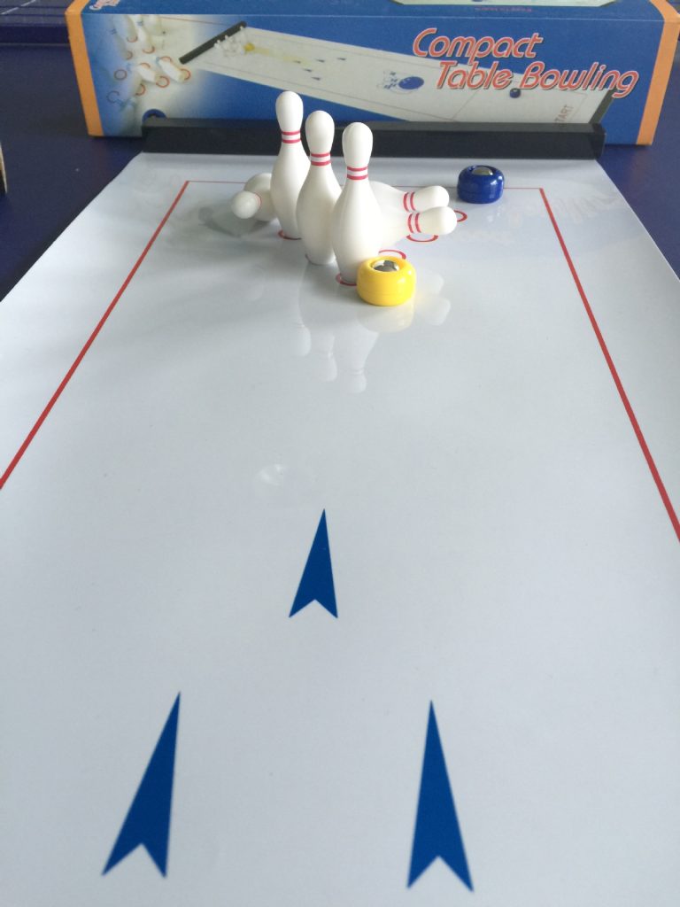 Wholesale compact bowling balls bowling lanes